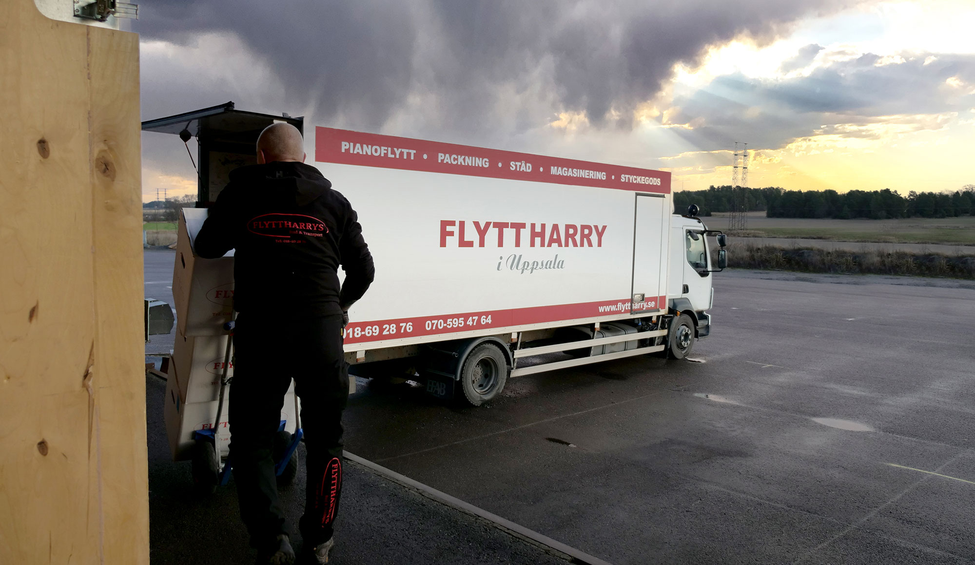 Flyttfirma i Uppsala som sätter kundens behov i fokus - Flyttharry AB